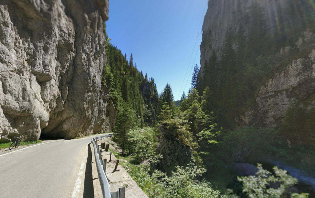 Cheile Tatarului - Atractii 1